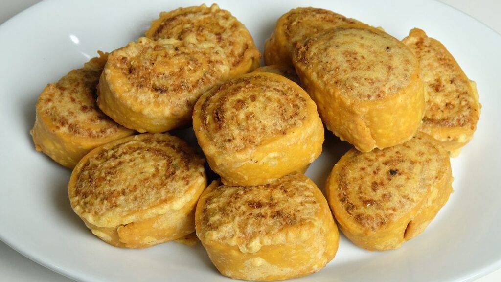 Recipe for Bhakarwadi | How to make Bhakarwadi | Bhakarwadi