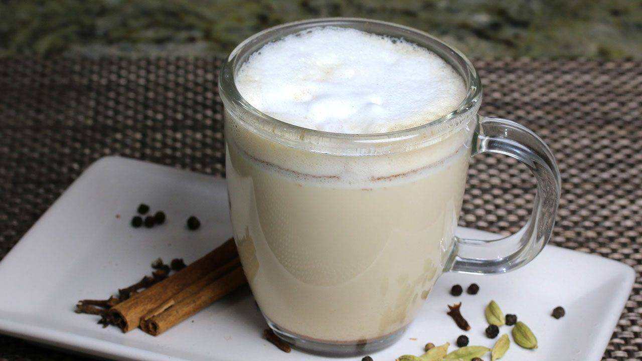 Chai Latte - Manjula's Kitchen - Indian Vegetarian Recipes