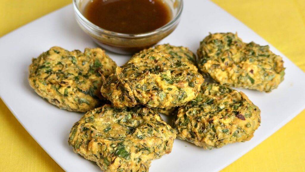 Palak Pakoda Recipe | Spanich Pakoda Recipe By Manjula